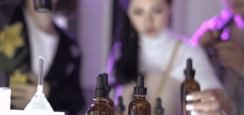 Oo La Lab, Niche Fragrance, Perfume Classes & Gifts. USA, UK, UAE